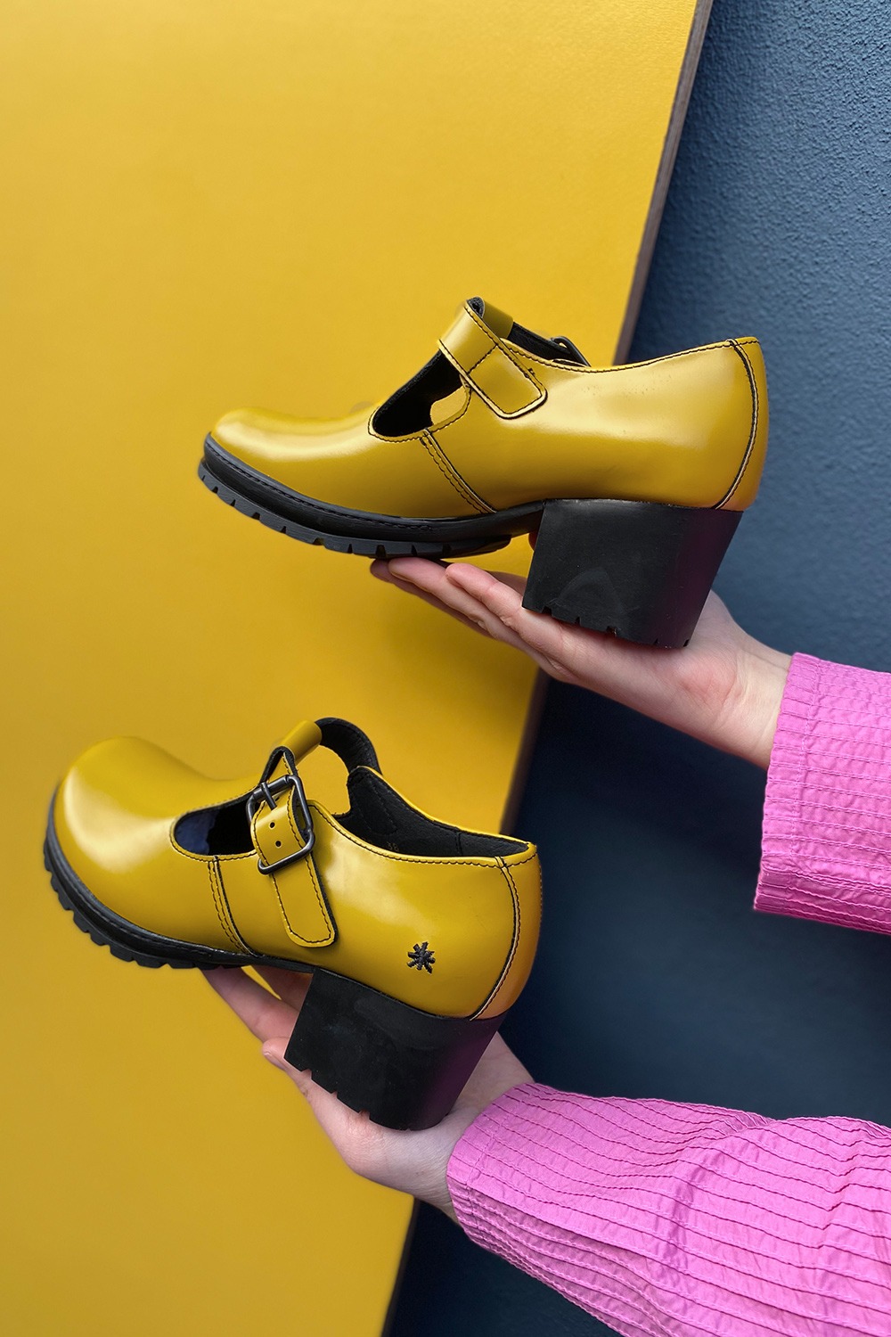 Gul sko med hæl fra Art - McVERDI Se hele vores udvalg af Art sko