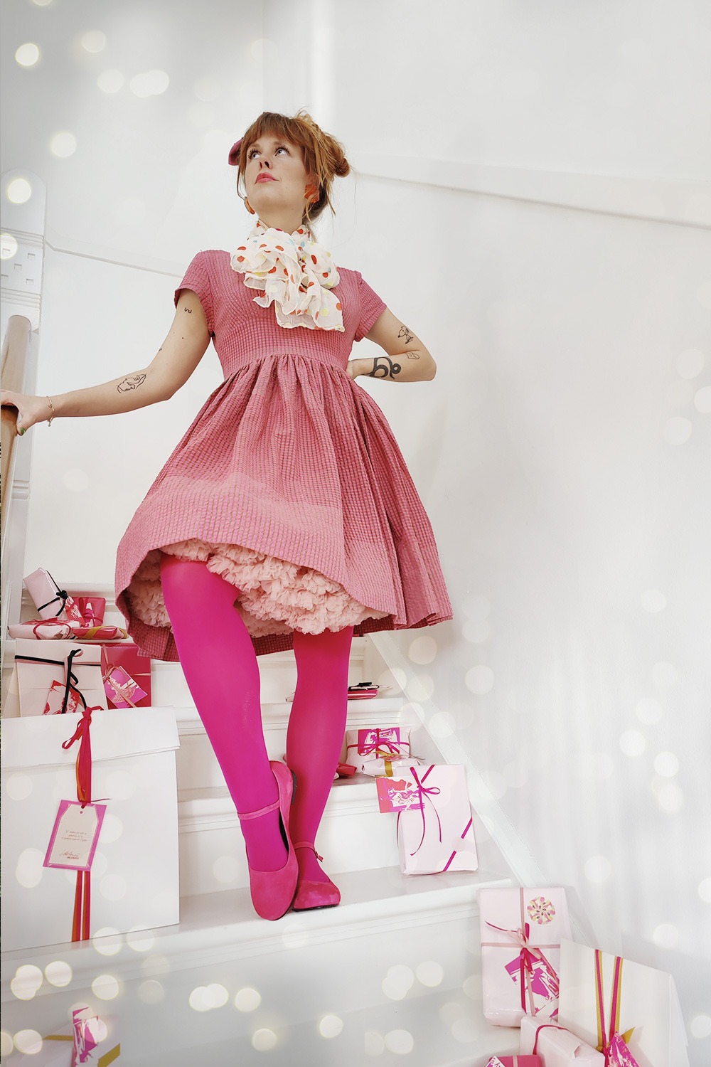 Pink småternet kjole fra September20 - McVERDI - Vintage look