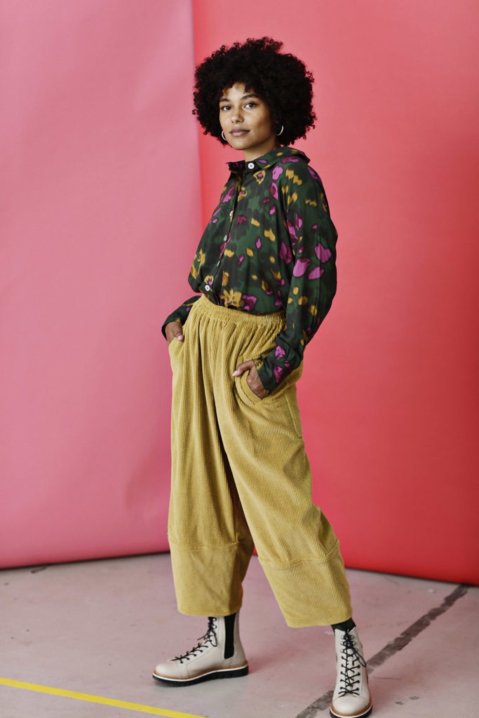 gule bukser fra mcverdi med elastik i fløjl | fløjlsbukser | stumpebukser